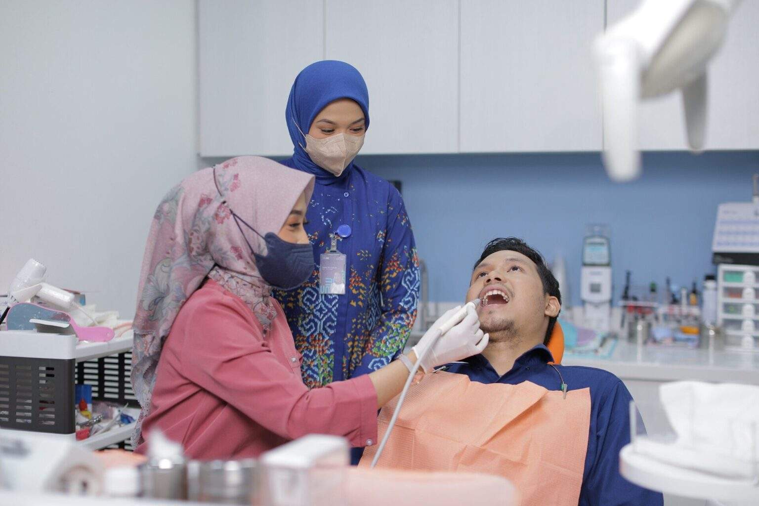 Poli Gigi – Kimia Farma Laboratorium & Klinik